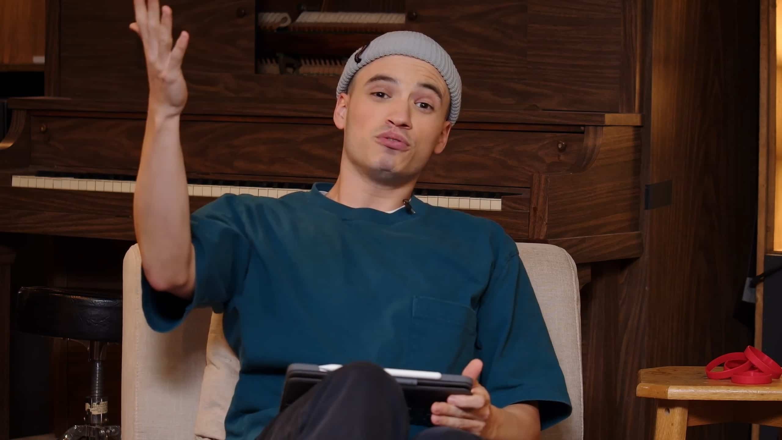 Épisode 01 | Les bracelets rouges | TVA | TVA+ | TVA+