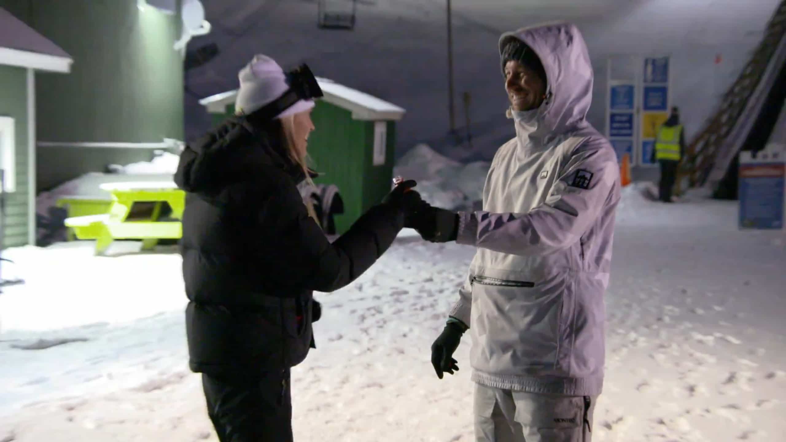 Temps froid, secrets chauds | Au chalet d'hiver | illico+